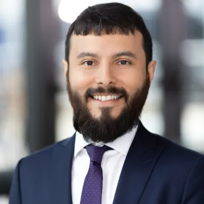 Andrés León | Damages & Valuation | Quadrant Economics